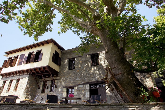 Άγιος Λαυρέντιος, από τα αρχαιοτέρα χωριά του Πηλίου, με εντυπωσιακά ...